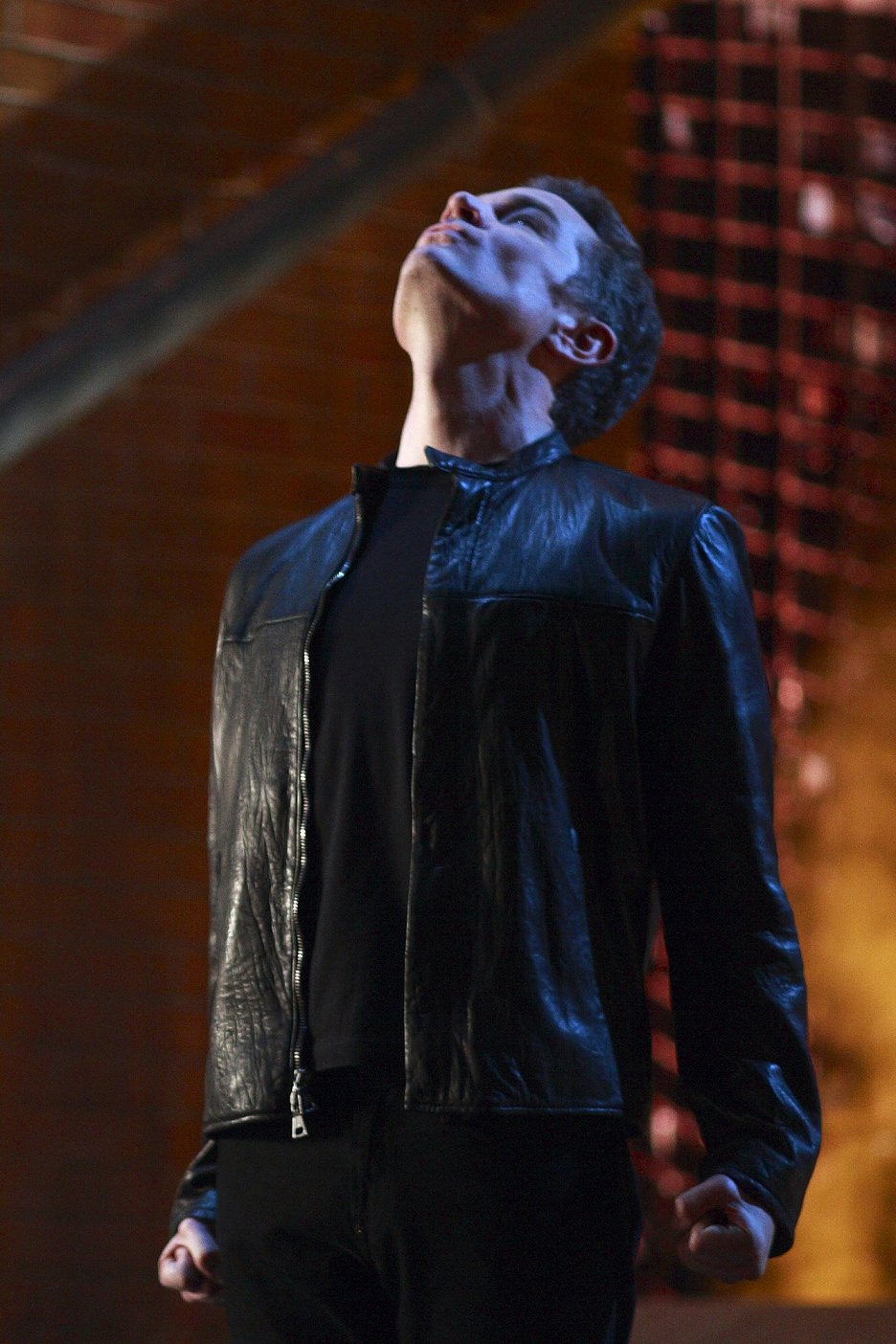 Smallville - Pravda (S07E15) (2008) | ČSFD.cz