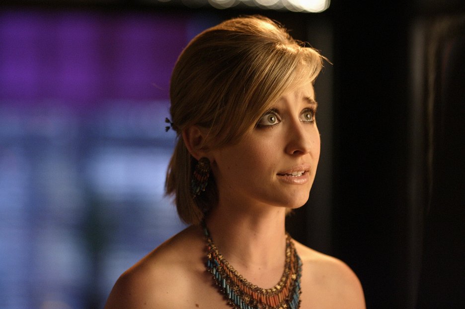 Smallville - Otrava (S08E03) (2008) | ČSFD.cz