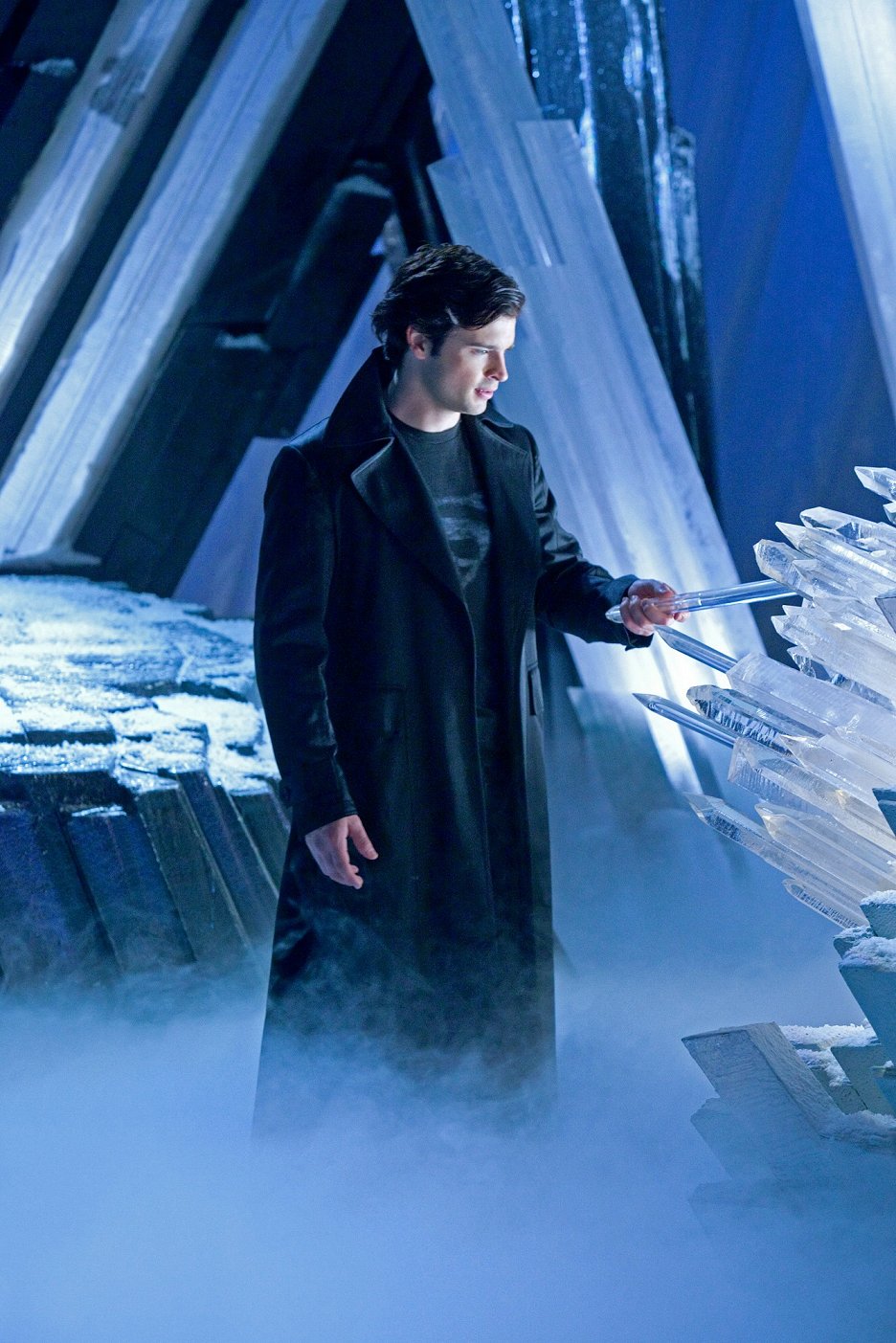 Smallville - Vylepšení (S09E17) (2010) | ČSFD.cz