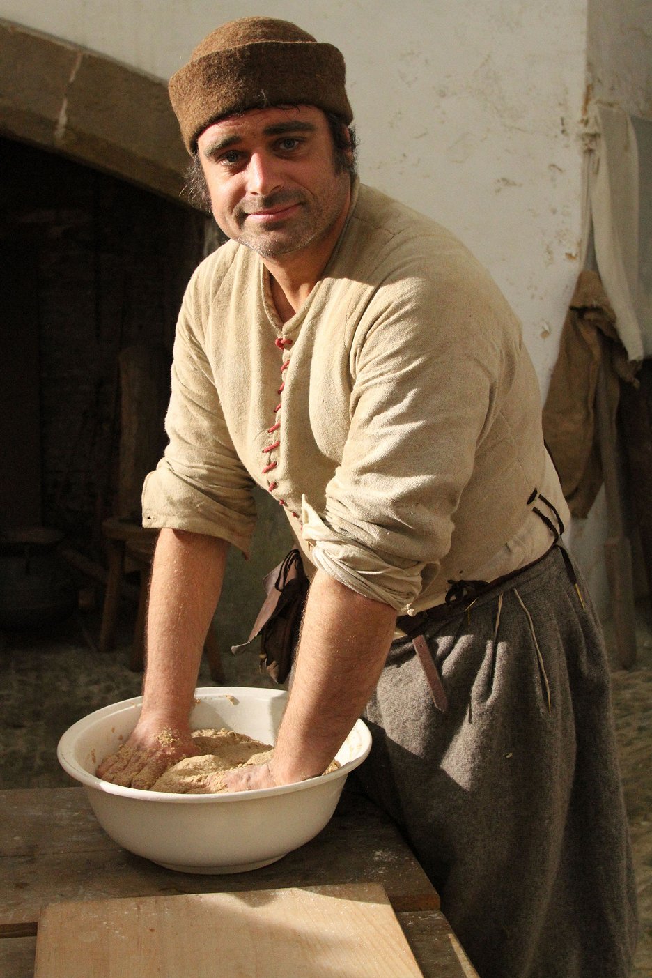 Tudorovská farma (2013) | ČSFD.sk