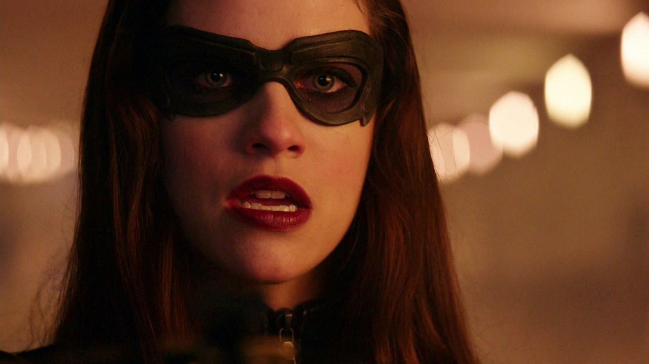Arrow - Huntress se vrací (S01E17) (2013) | ČSFD.cz