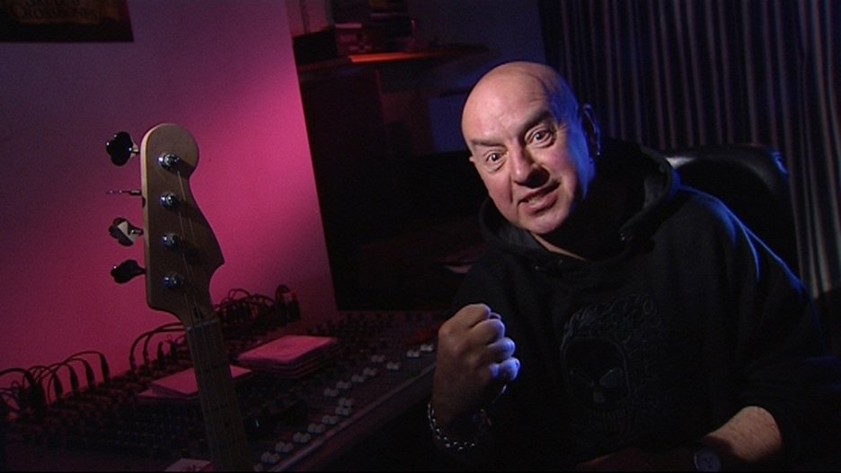 Saxon (2012) | ČSFD.cz