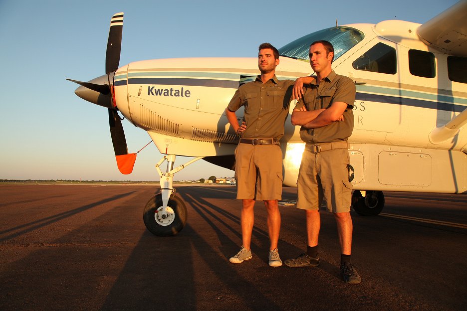 Piloti z divočiny (2012) | ČSFD.cz