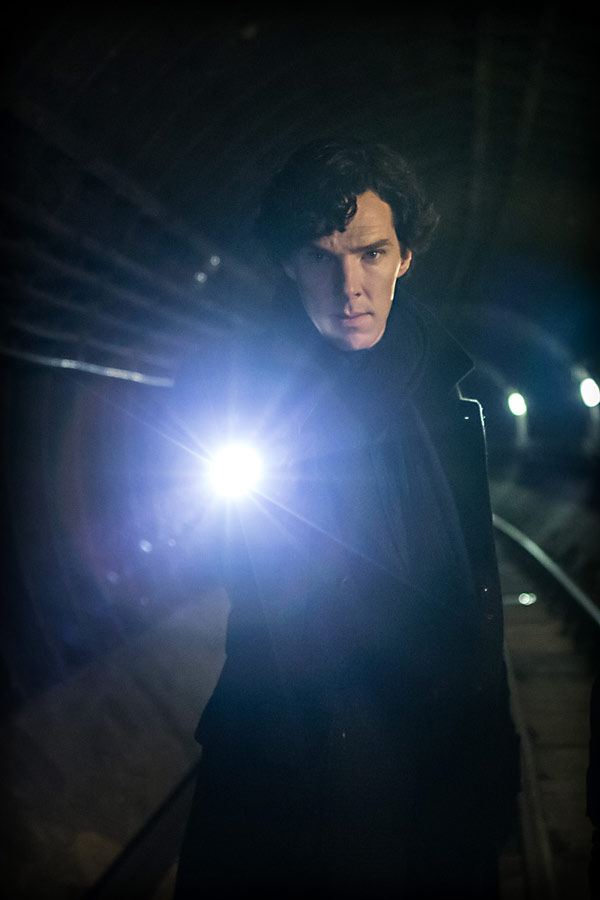 Sherlock - Prázdný pohřebák (S03E01) (2014) | ČSFD.cz