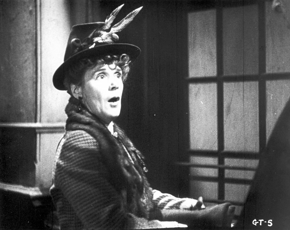 Kathleen Harrison | Galerie - Z filmu | ČSFD.cz