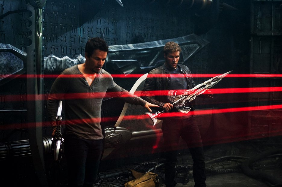 Transformers: Age of Extinction (2014) | Reviews - User's | ČSFD.cz