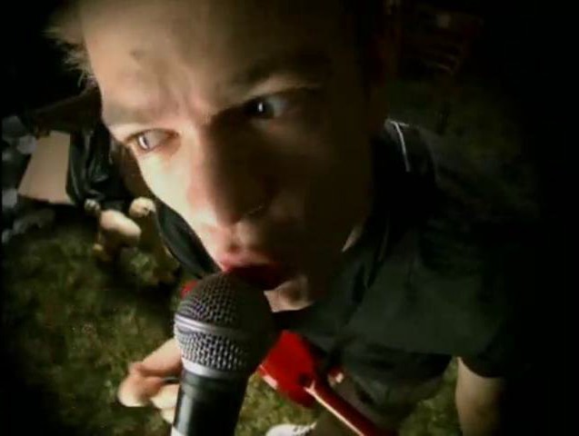 Sum 41: Motivation (2002) | ČSFD.cz