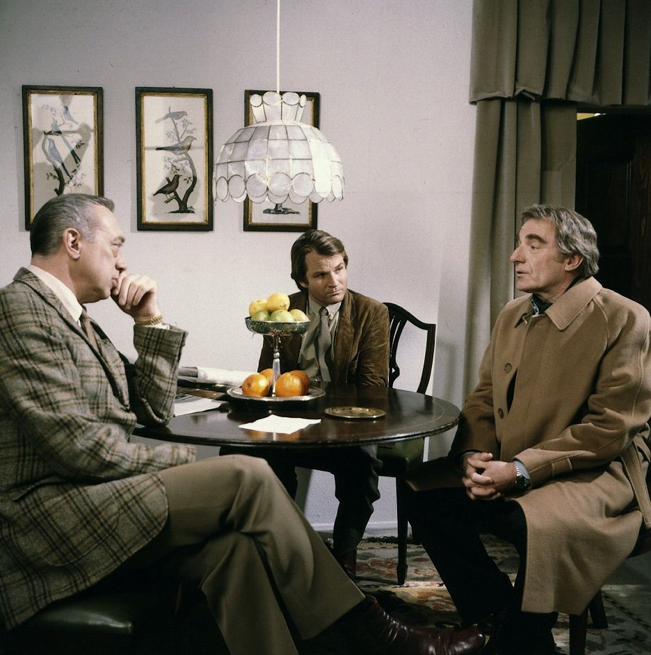 Derrick (1974) | Epizódy | ČSFD.sk