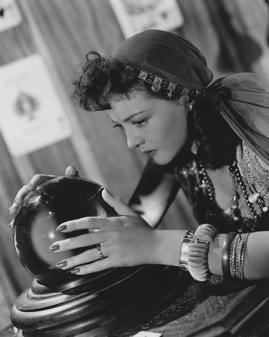 The Wagons Roll at Night (1941) | ČSFD.cz