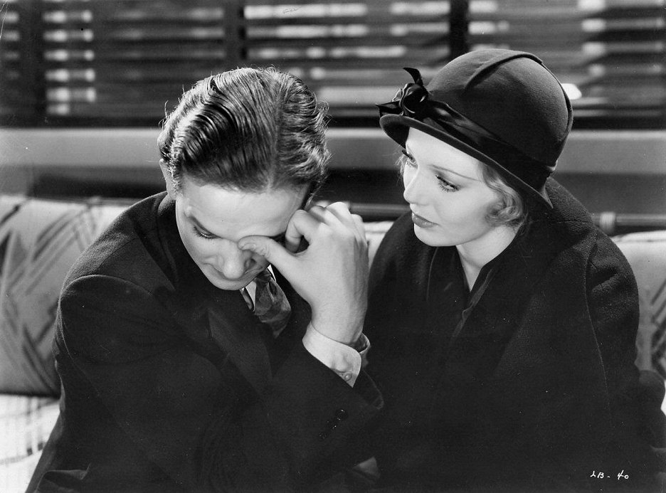 Life Begins (1932) | ČSFD.sk