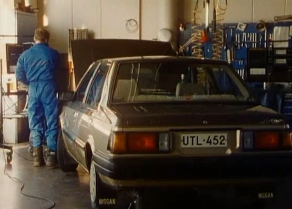 Tietoisku: SFS-merkki, vanhat autot (1987) | ČSFD.cz