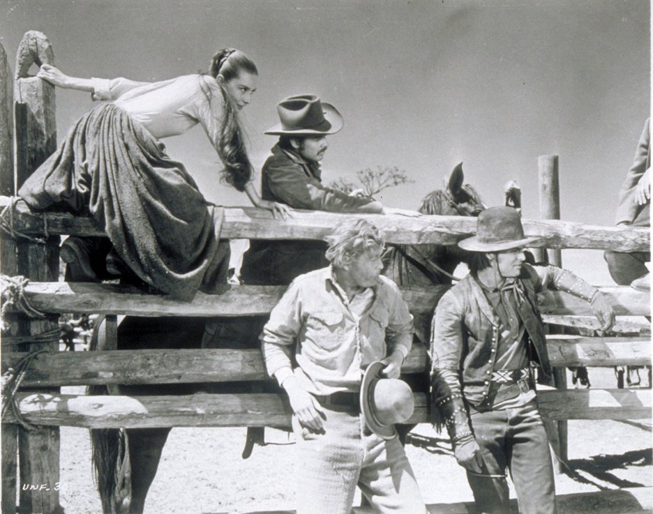 Albert Salmi | ČSFD.cz