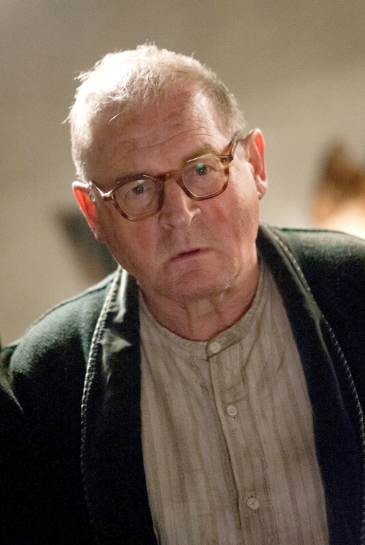 George (2013) | ČSFD.cz