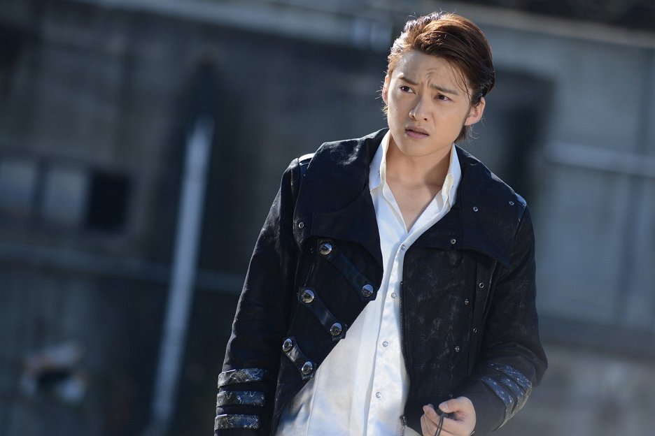 009 no 1: The End of the Beginning (2013) | ČSFD.cz