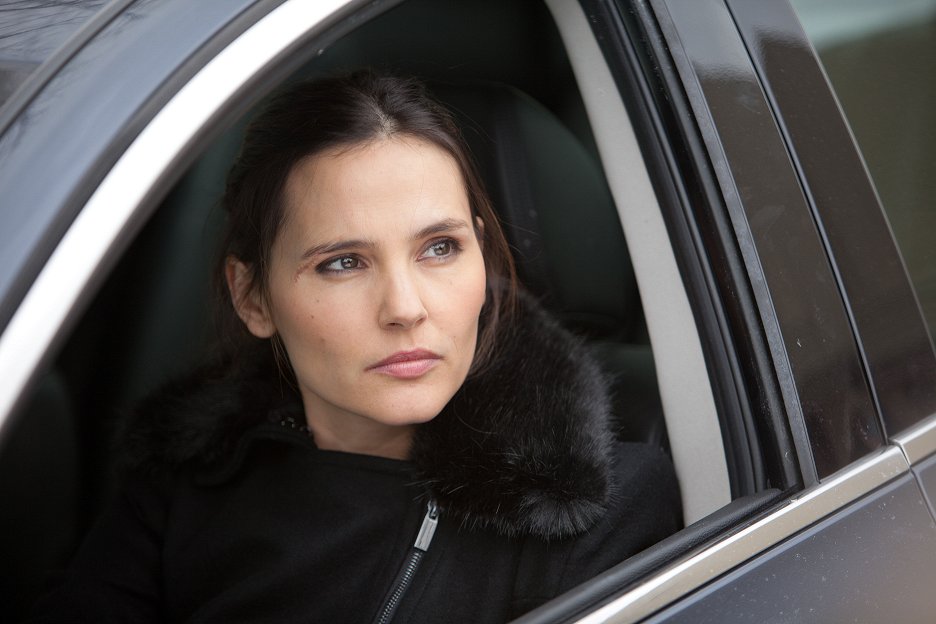 Agent bez minulosti - The Bunker (S01E11) (2011) | ČSFD.cz