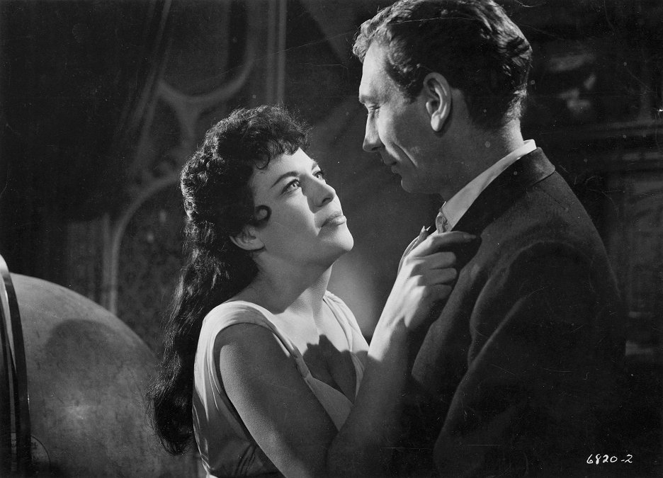 Valerie Gaunt | Galerie - Z filmu | ČSFD.cz