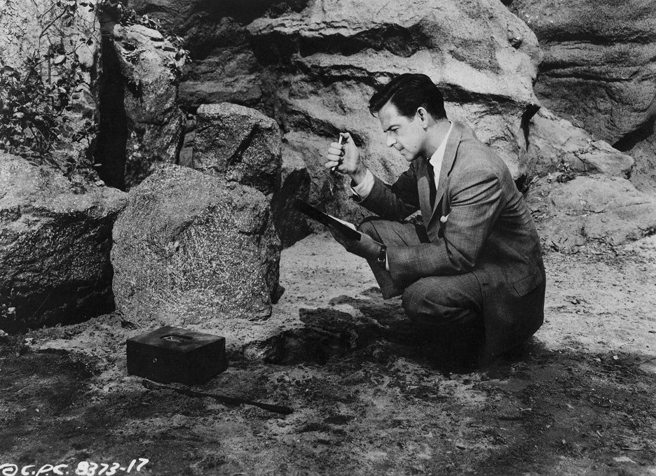 The Man Who Turned to Stone (1957) | ČSFD.cz