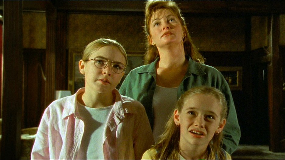 A Twist in the Tale (1999) | ČSFD.cz