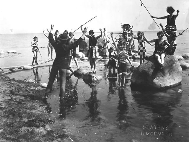 Pat a Patachon fotografují (1923) | ČSFD.cz