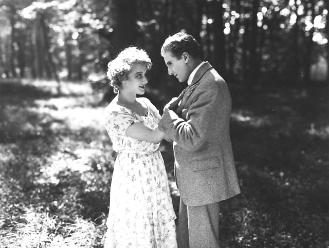 Pat a Patachon fotografují (1923) | ČSFD.cz