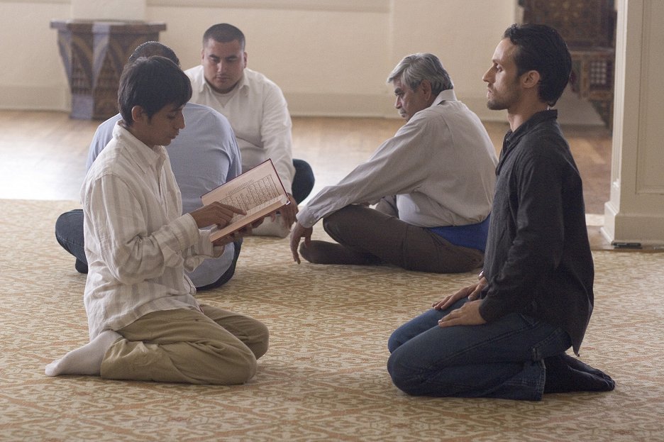 V utajení - Immigrant (S01E07) (2005) | ČSFD.cz