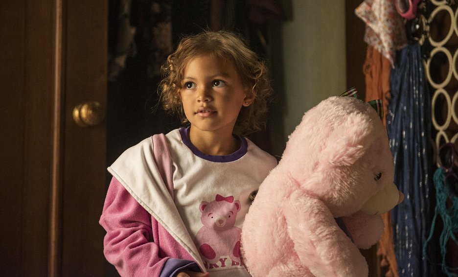 Everly (2014) | ČSFD.cz