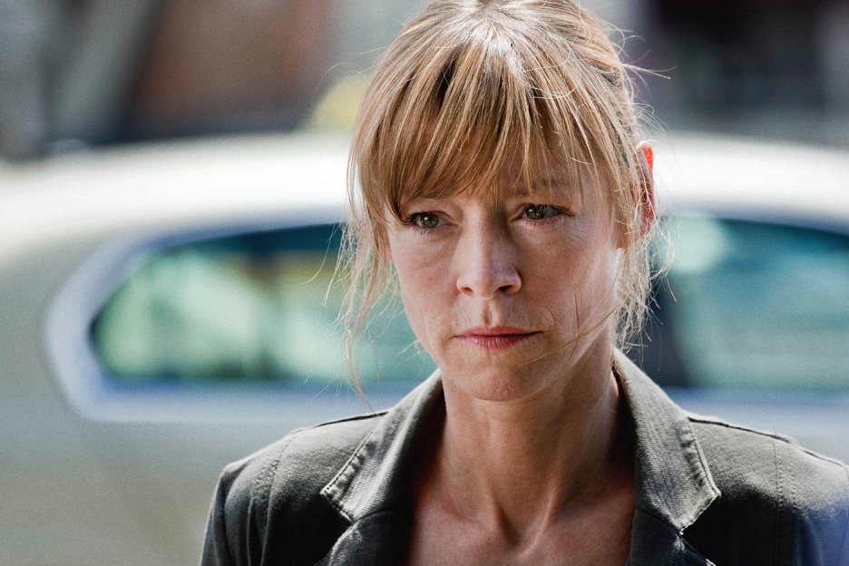 Dora or The Sexual Neuroses of Our Parents (2015) | ČSFD.cz