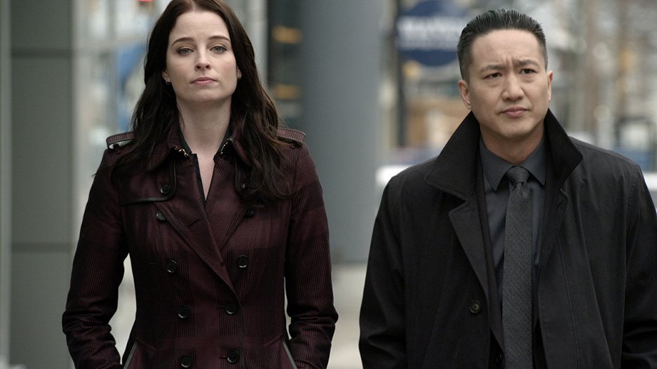 Continuum - 30 Minutes to Air (S03E05) (2014) | ČSFD.cz