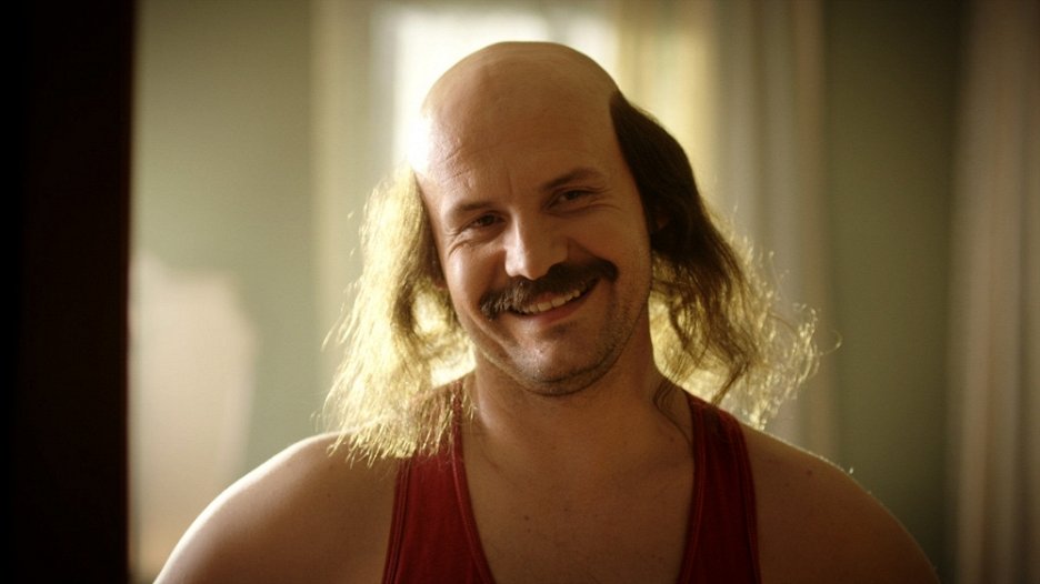 Güvercin Uçuverdi - So Flog Die Taube (2015) | ČSFD.cz