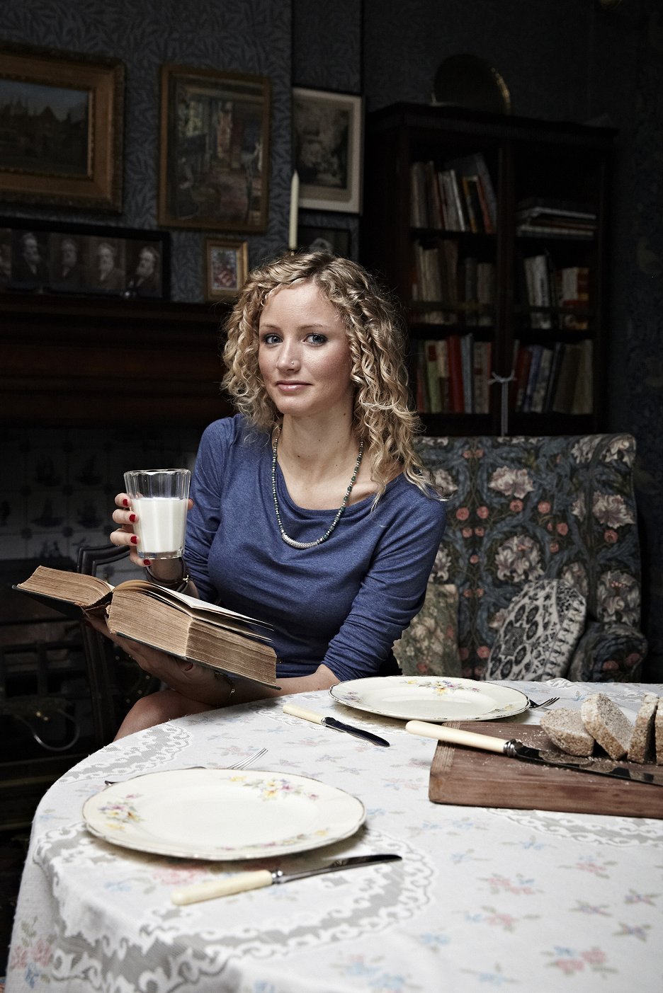 Hidden Killers of the Victorian Home (2013) | Creators | ČSFD.cz