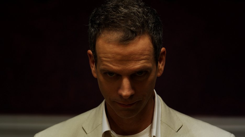 The Bleeding House (2011) | ČSFD.cz