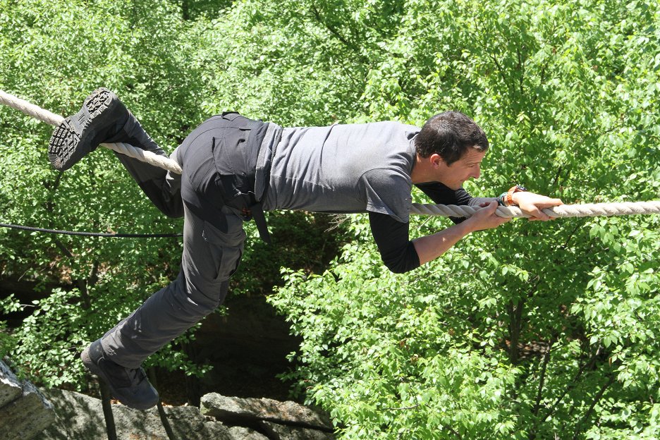 W dziczy z Bearem Gryllsem (2014) | Ciekawostki - Powiązane ciekawostki ...