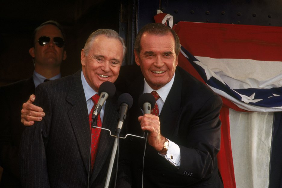 Álnokok és elnökök (1996) | Diszkusszió | ČSFD.sk