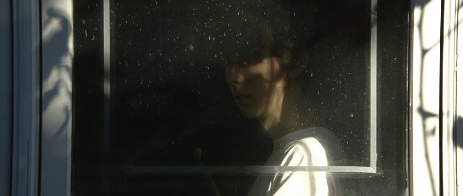 Jonathan's Chest (2014) | ČSFD.cz