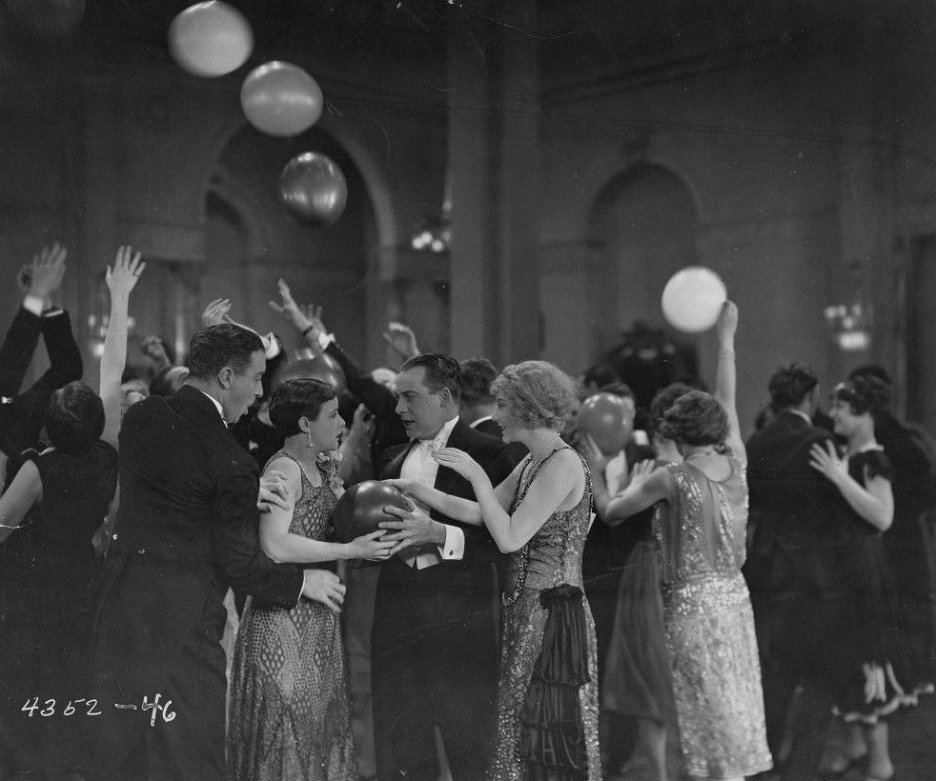 Watch Your Wife (1926) | ČSFD.cz