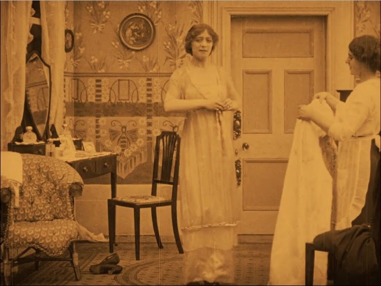 A Message from Mars (1913) | ČSFD.cz