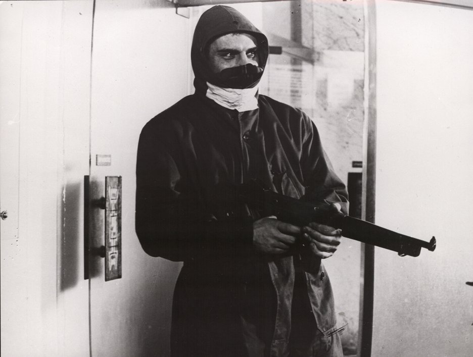 Banditi v Miláne (1968) | Galéria - Plagáty | ČSFD.sk