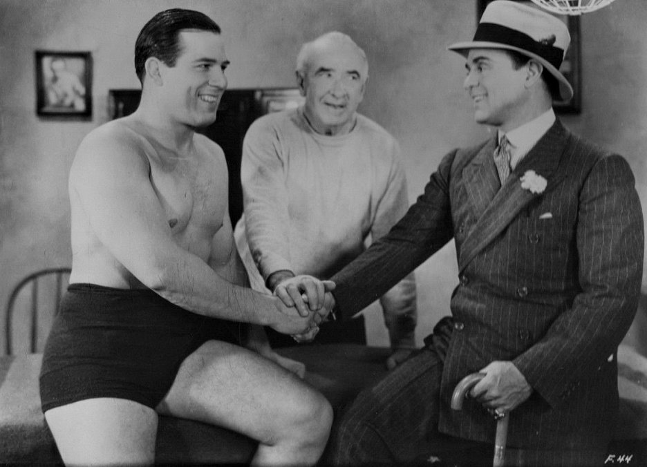 Deception (1932) | ČSFD.cz