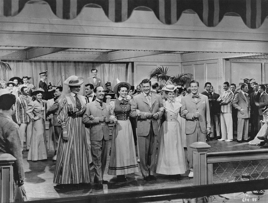 One Sunday Afternoon (1948) | ČSFD.cz