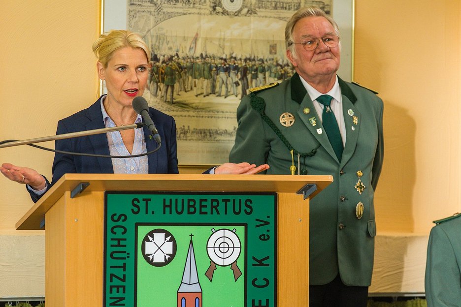 Ellerbeck (2015) | ČSFD.cz