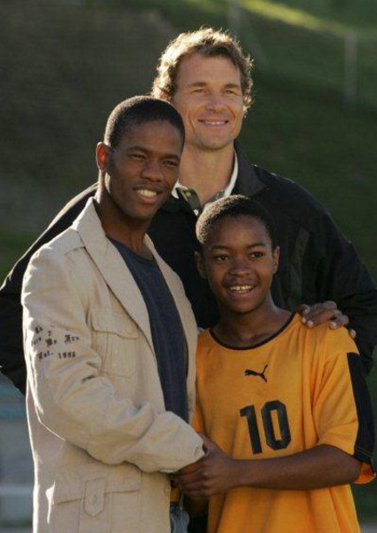 Themba (2010) | ČSFD.cz