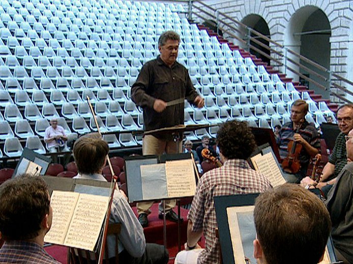 Vladimír Válek, dirigent (2005) | ČSFD.cz