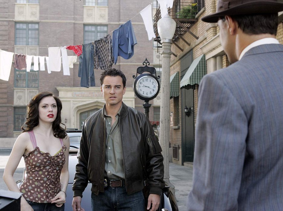 Čarodějky - Mafie magie (S07E08) (2004) | ČSFD.cz