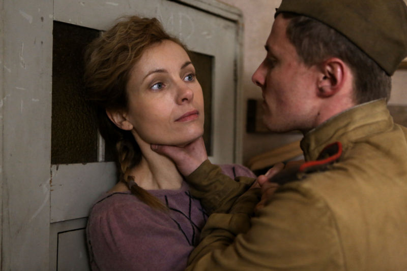 Tannbach - vesnice na dělící čáře - Vyvlastnění (E02) (2015) | ČSFD.cz