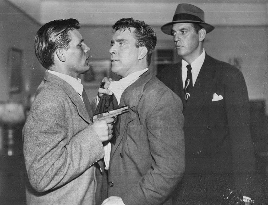 Zmarły w chwili przybycia (1949) | Ciekawostki - Ciekawostki | ČSFD.cz