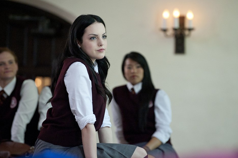 Elizabeth Gillies | ČSFD.cz