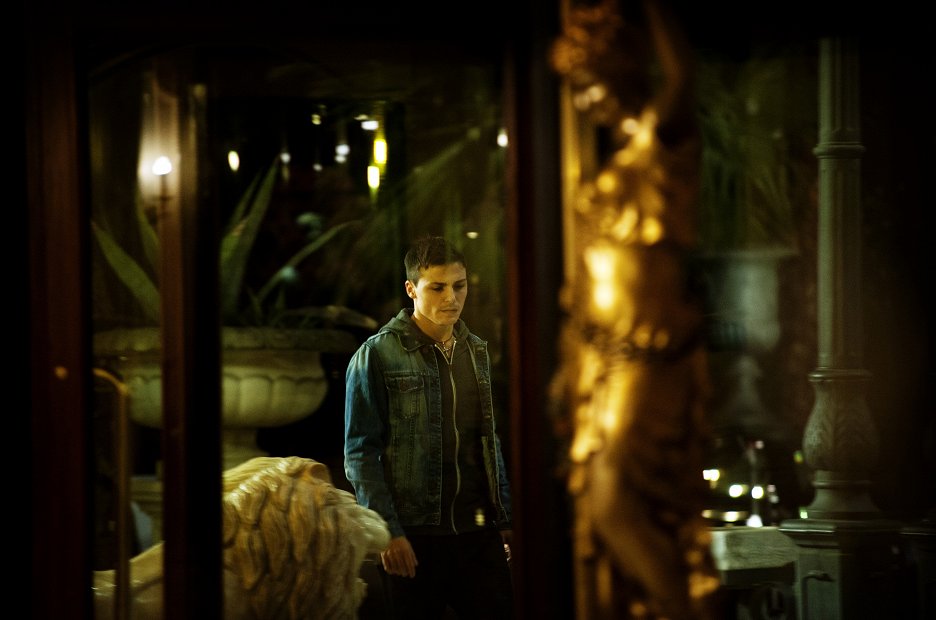 Gomora - Ora facciamo i Conte (S01E10) (2014) | Recenzie - Požívateľské ...