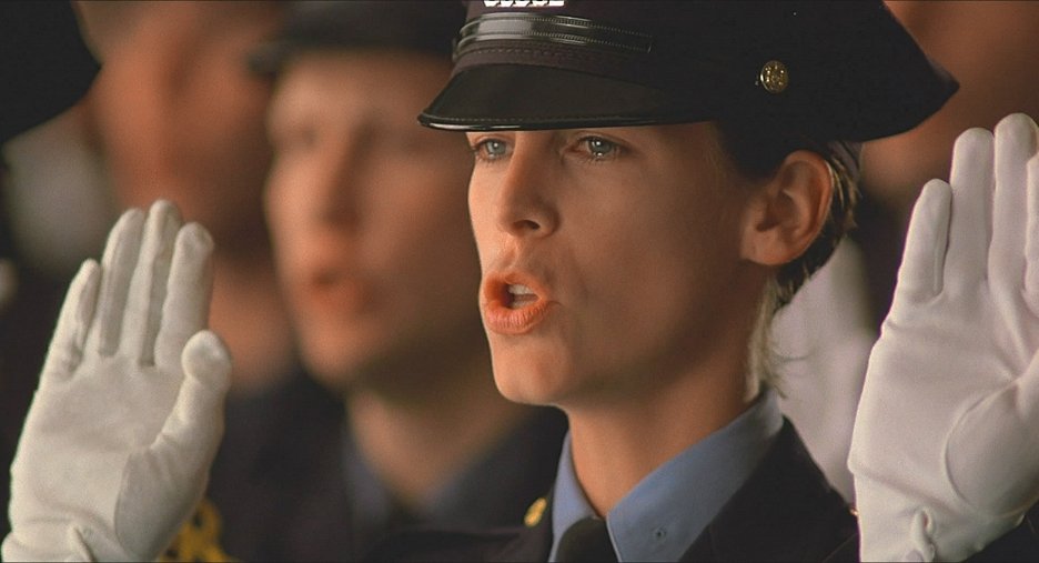 Modrá ocel (1990) | Galerie - Z filmu | ČSFD.cz