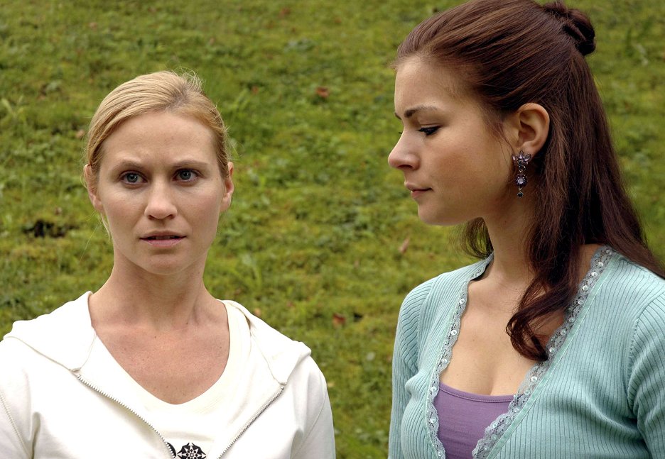 Sladká Laura - Schicksalsschläge (8) (S01E38) (2005) | ČSFD.sk