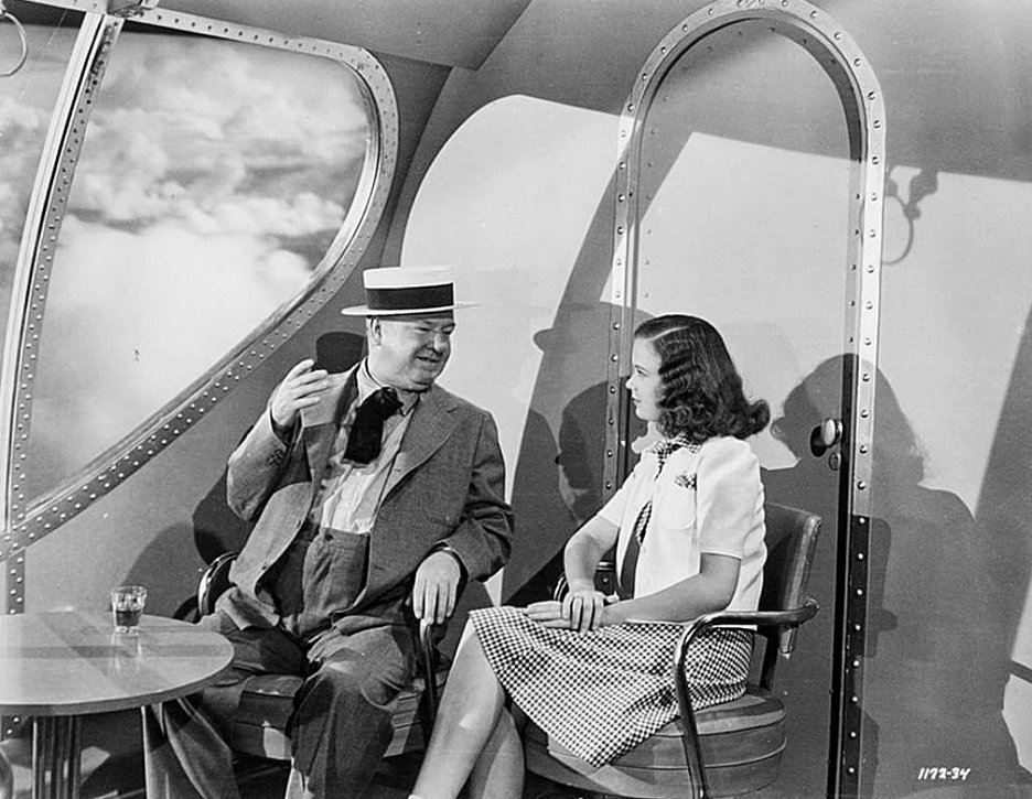 Never Give a Sucker an Even Break (1941) | Galerie - Z filmu | ČSFD.cz